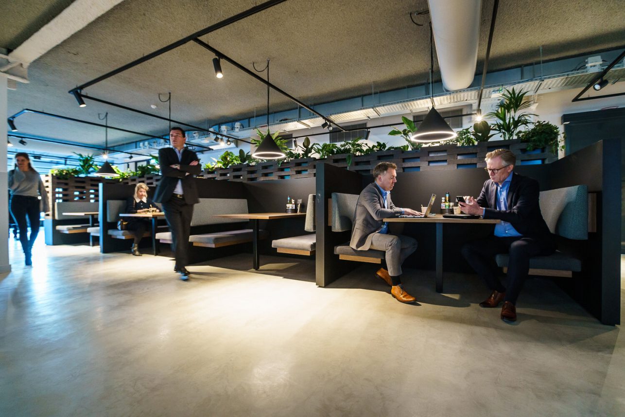 Open Office Design CBRE HQ Amsterdam - FRONT®