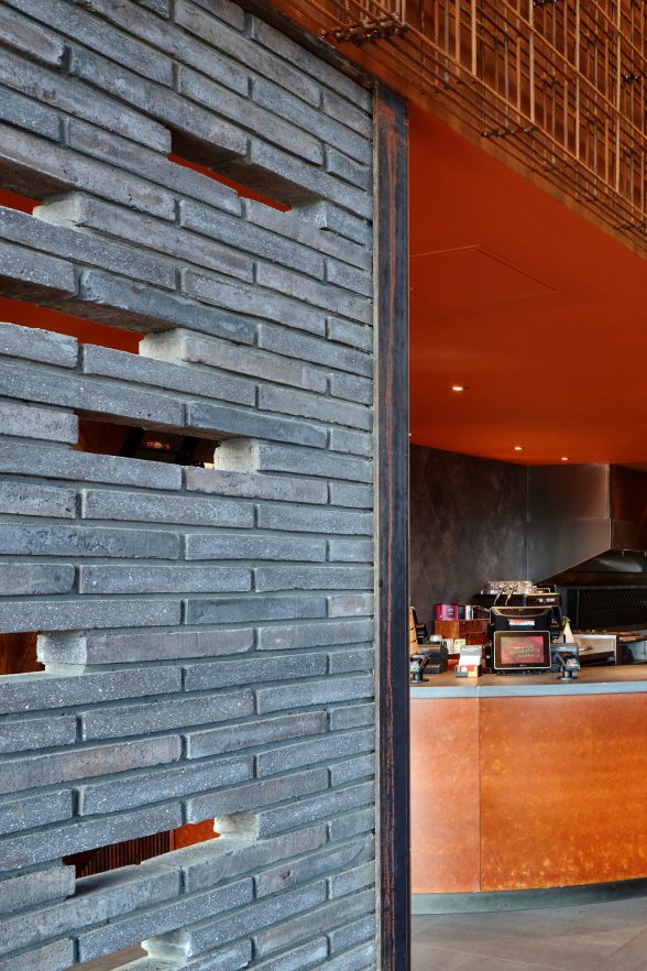 Sustainable Fit-Out at Nando’s Reading - Gateway - FRONT®