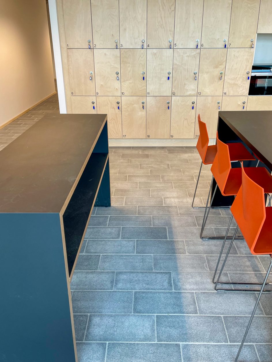 Installation of BioBasedTile at Helix Lab Denmark - FRONT®