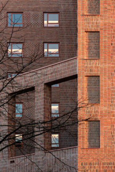 Colourful Facades with Impact at 5TRACKS Breda - FRONT®